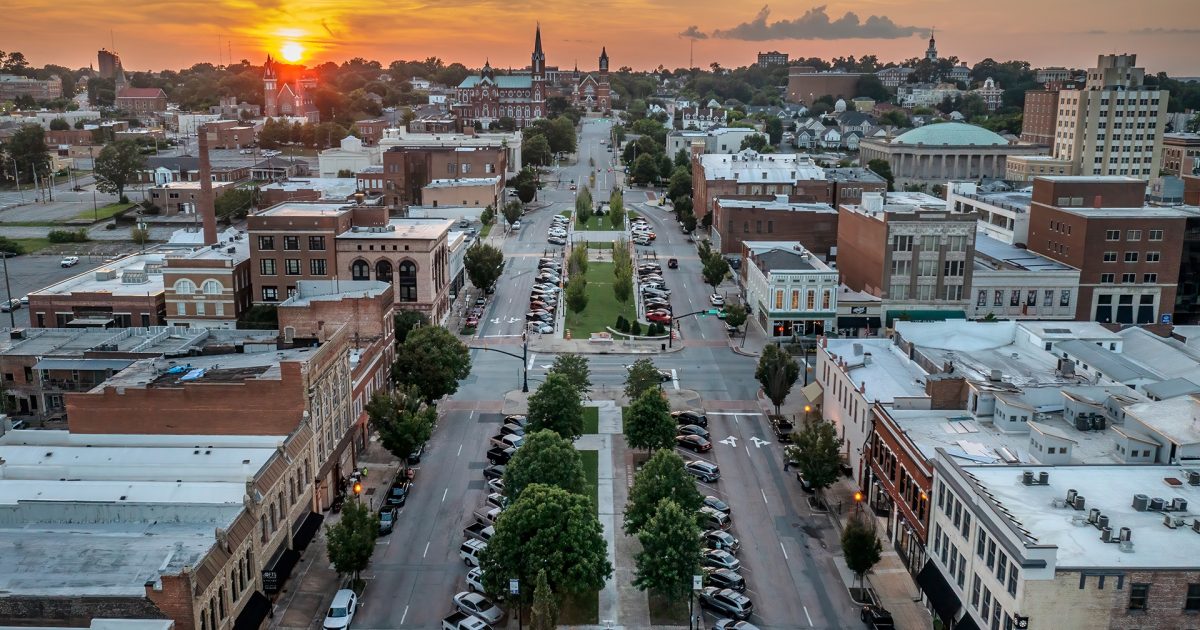 Macon Georgia Transportation Info | Buses, Airports & Rentals | Macon, GA